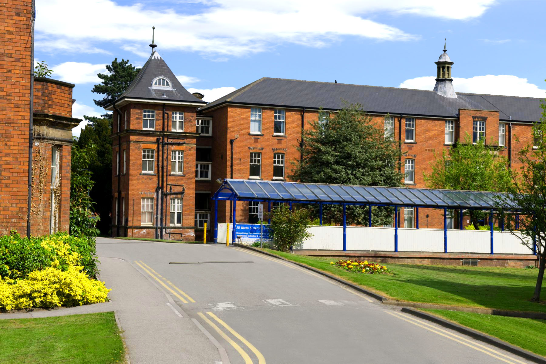 Seacroft Hospital - Leeds Teaching Hospitals NHS Trust