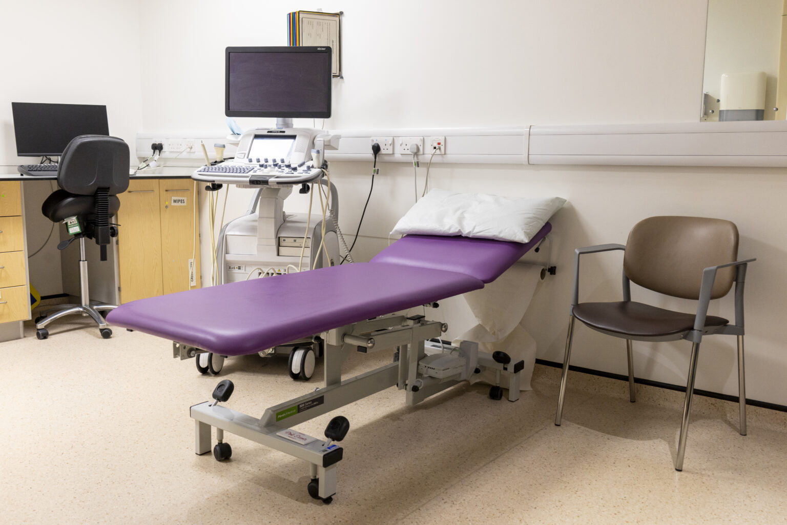 Breast Imaging - Leeds Teaching Hospitals NHS Trust