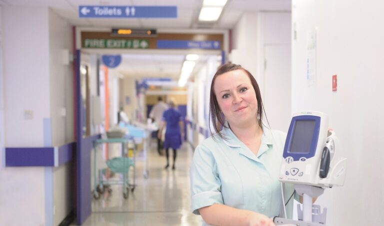 Entry level apprenticeships - Leeds Teaching Hospitals NHS Trust