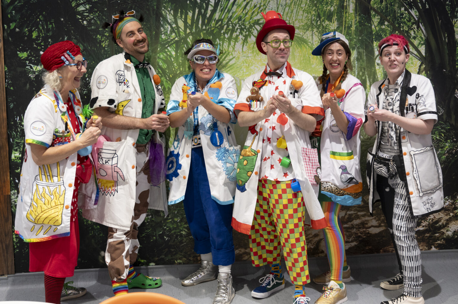 Celebrating 10 years of giggles at Leeds Children’s Hospital with a ...