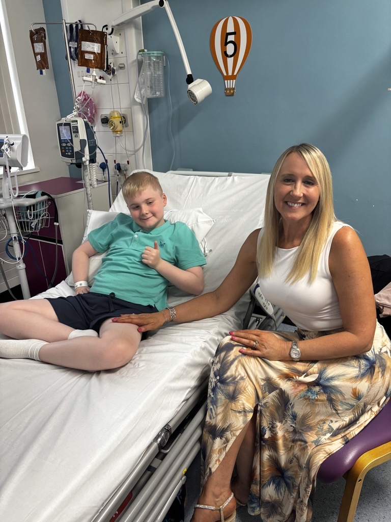 Charities donate over £300k to fund leading-edge research at Leeds children’s neuromuscular ...